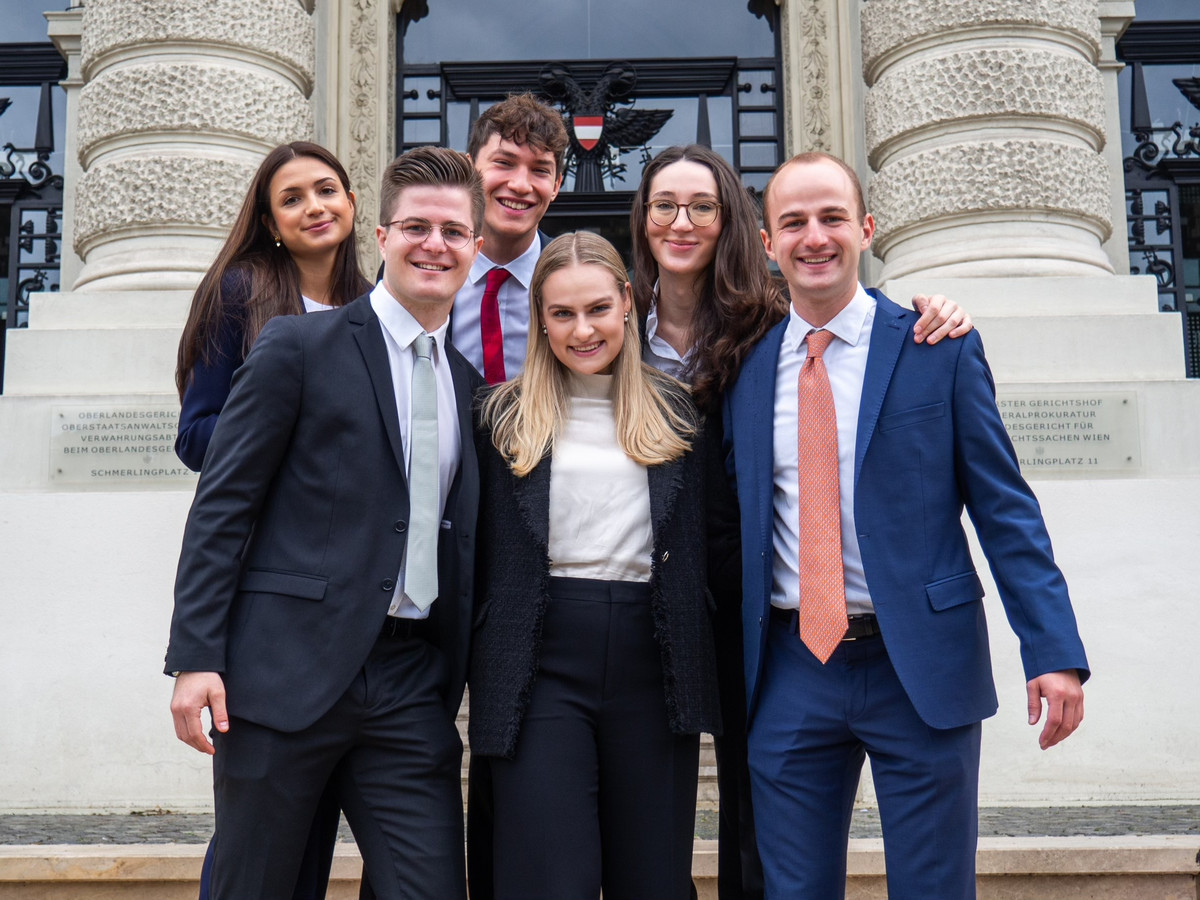 Historischer Erfolg der WU Wien beim Vis Moot Court